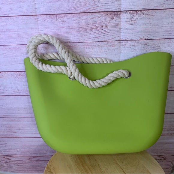 Ballard Designs | Bags | Ballard Designs Maya Rubber Beach Tote Bag ...